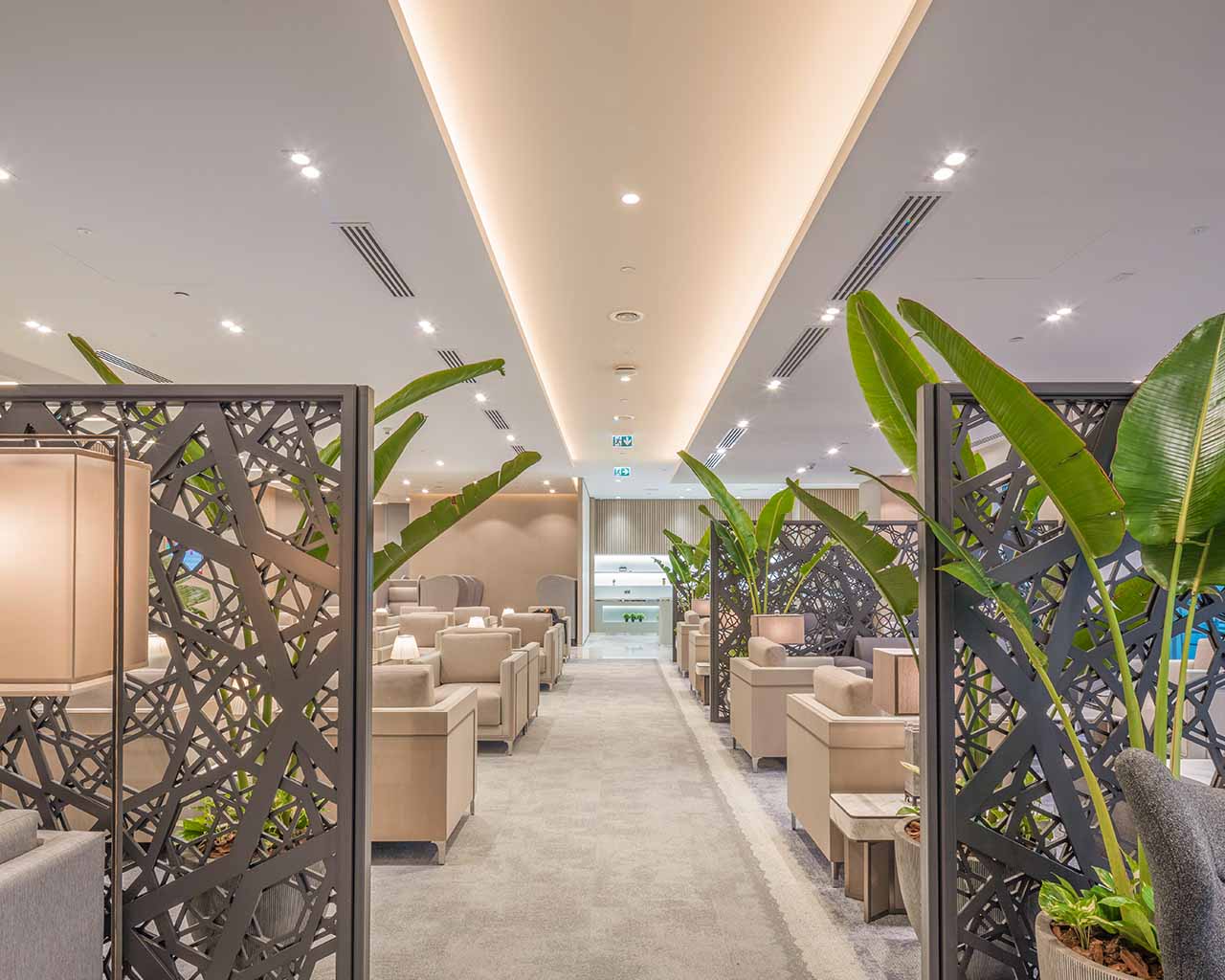 Sharjah Airport Lounge – Zoluti